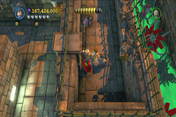 Citizens in Peril - LEGO Batman 2: DC Super Heroes Guide and Walkthrough