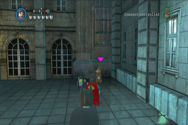 Citizens in Peril - LEGO Batman 2: DC Super Heroes Guide and Walkthrough